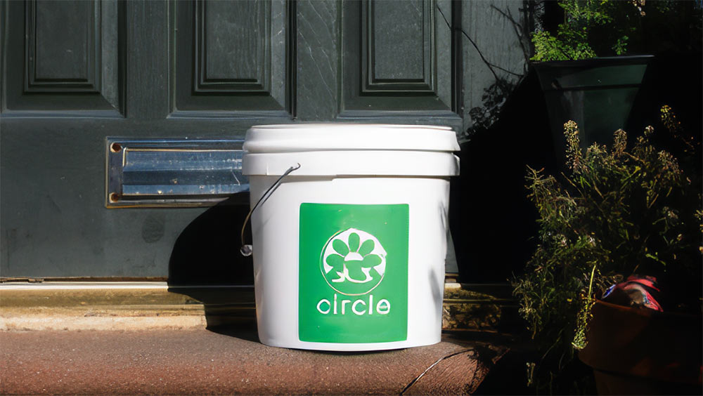 2-gallon-compost-bucket-circle | Circle Compost | Food Scraps, Leaf ...